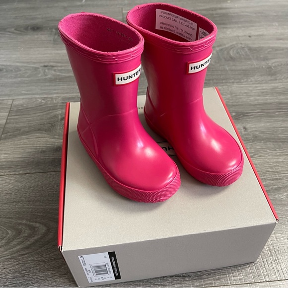 Hunter | Shoes | Hunter First Gloss Kids Rain Boots Fuchsia Pink ...